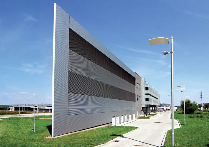 Fachada Panel 84R - Hunter Douglas